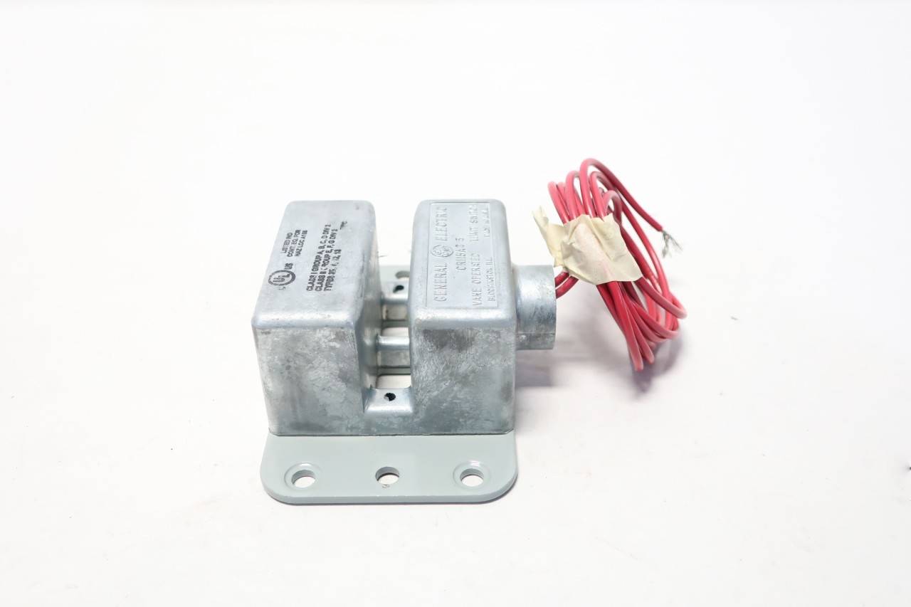 General Electric Ge CR115A35 Vane Operated Limit Switch 230v-ac