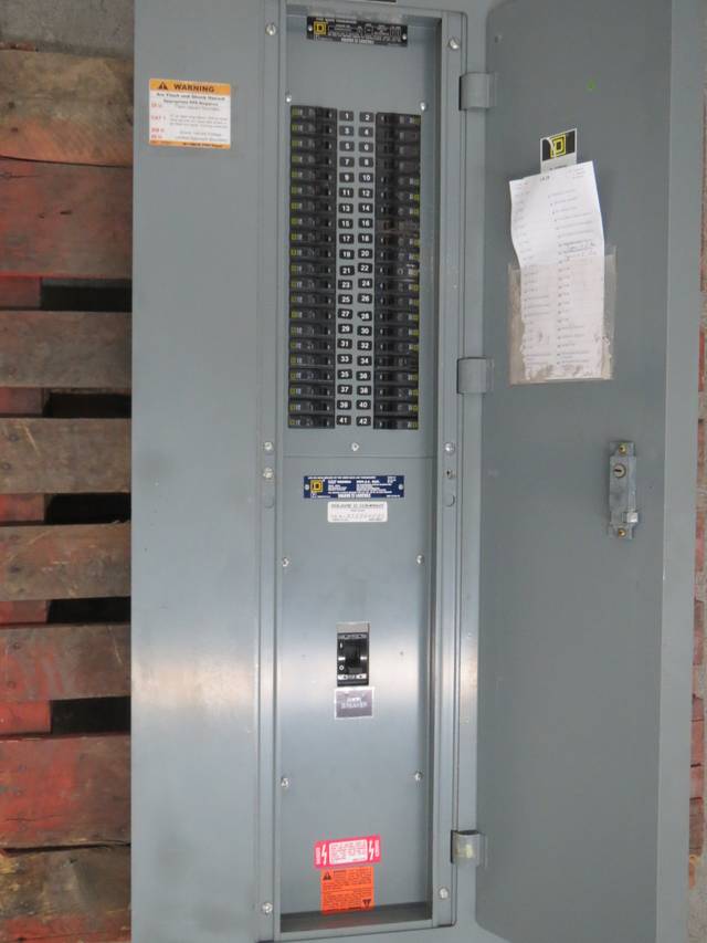 SQUARE D NQOD442L225CU BOARD 225A AMP 120/208V-AC DISTRIBUTION PANEL ...