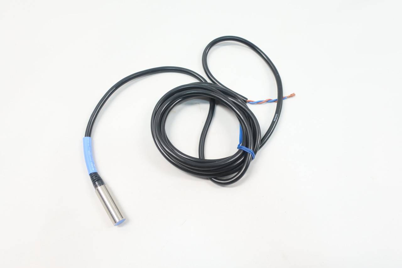 Keyence EV-12M Proximity Sensor 24-240v-ac