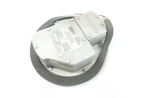 Fisher 2100E Electric Liquid Level Switch 125/250v-ac