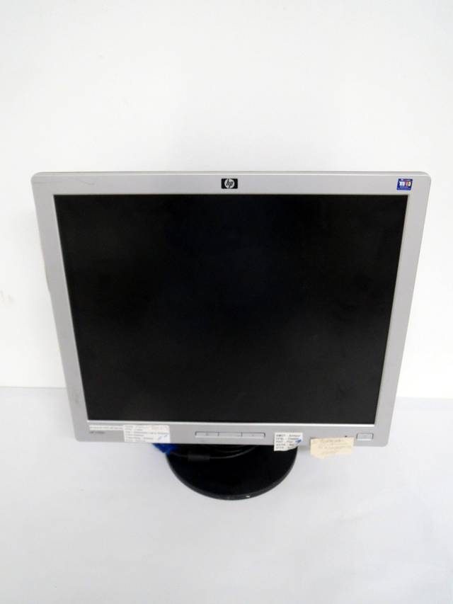 HEWLETT PACKARD HP L1906 MULTISYNC 19IN LCD MONITOR 100-240V-AC DISPLAY ...