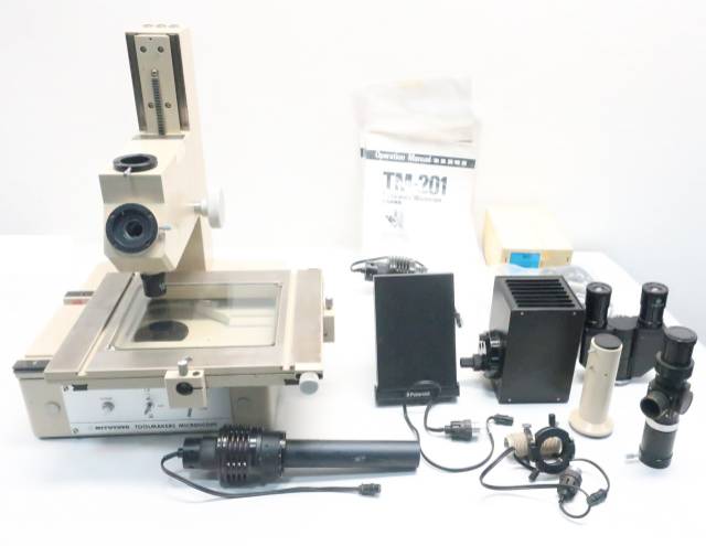 MITUTOYO TM201 TOOLMAKERS MICROSCOPE D632354