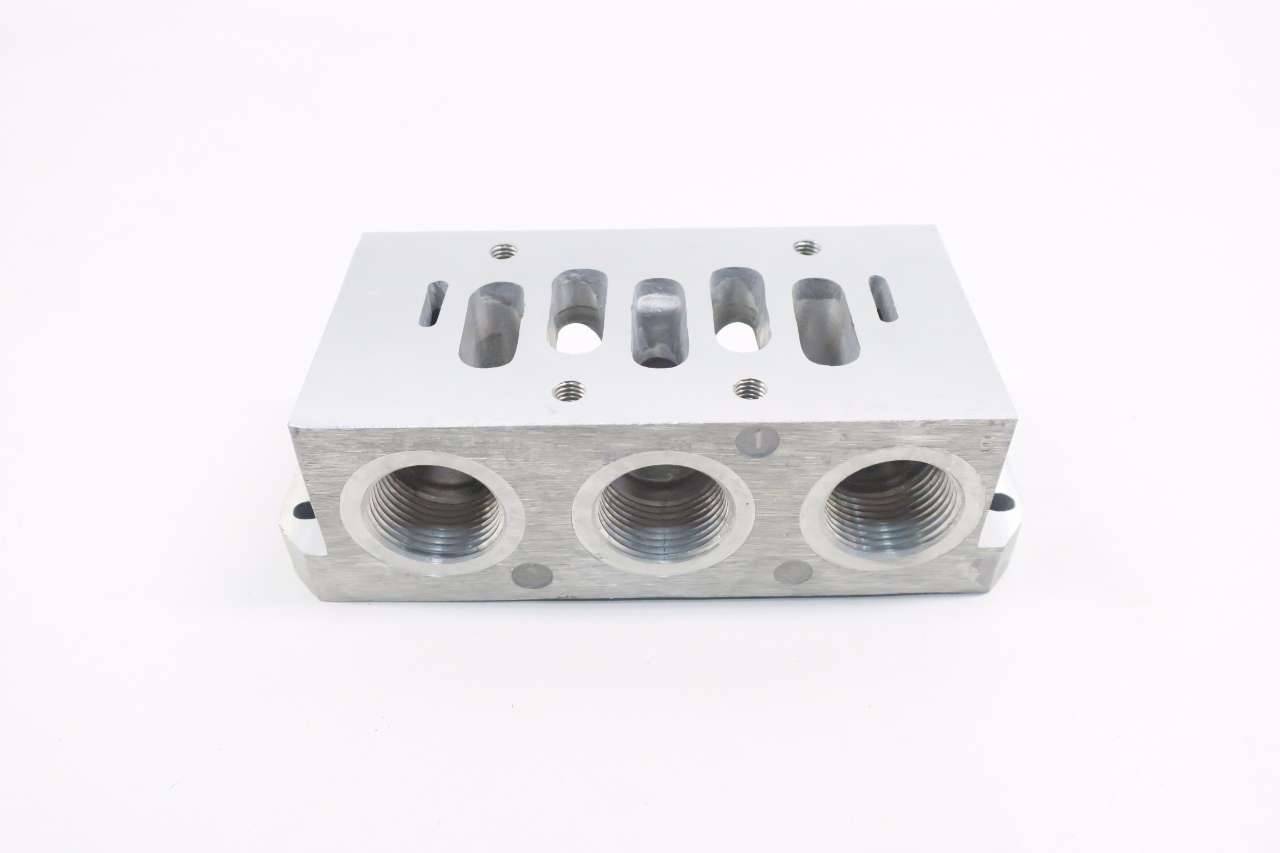 Rexroth R432015310 Subbase 1 In Npt Pneumatic Valve Body Manifold D538113