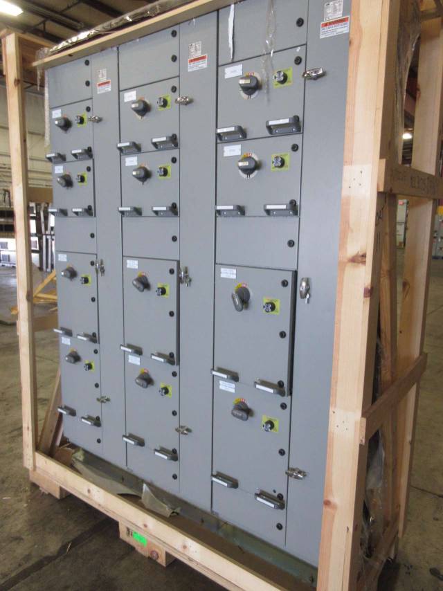 ABB MNS-MCC 3X VERTICAL MCC SECTIONS 13X FEEDER BUCKET SWITCHGEAR D543743