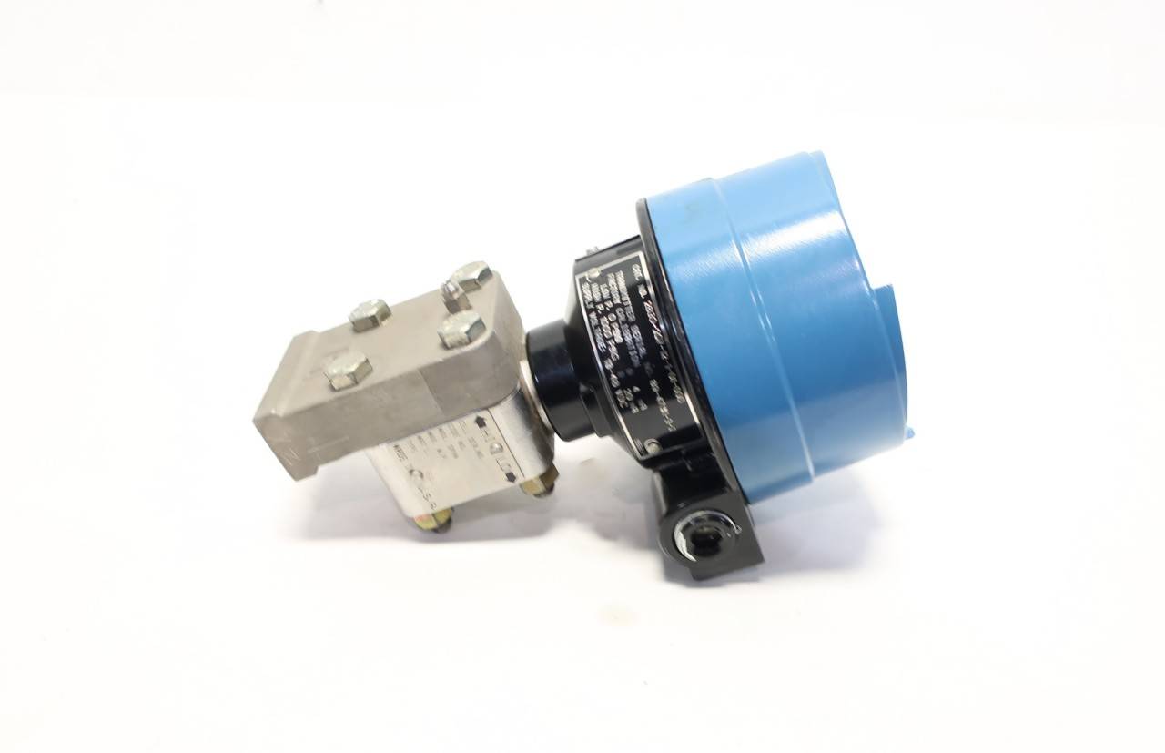 Leeds Northrup 2630-207-12-1-01-000 Pressure Transmitter 0-1000psi 12 ...