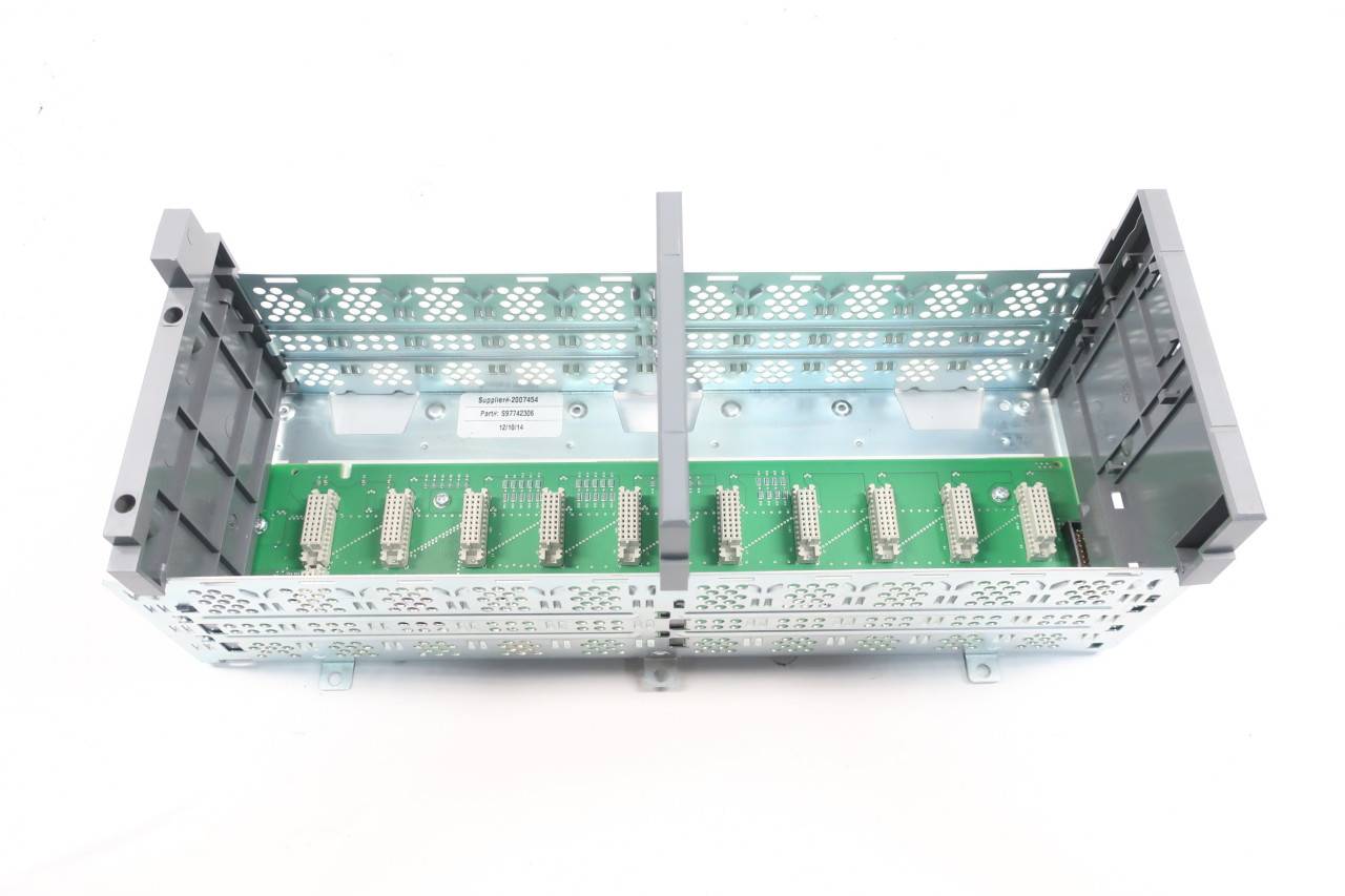 ALLEN BRADLEY 1746-A10 SLC 500 10-SLOT RACK SER B CHASSIS MODULE