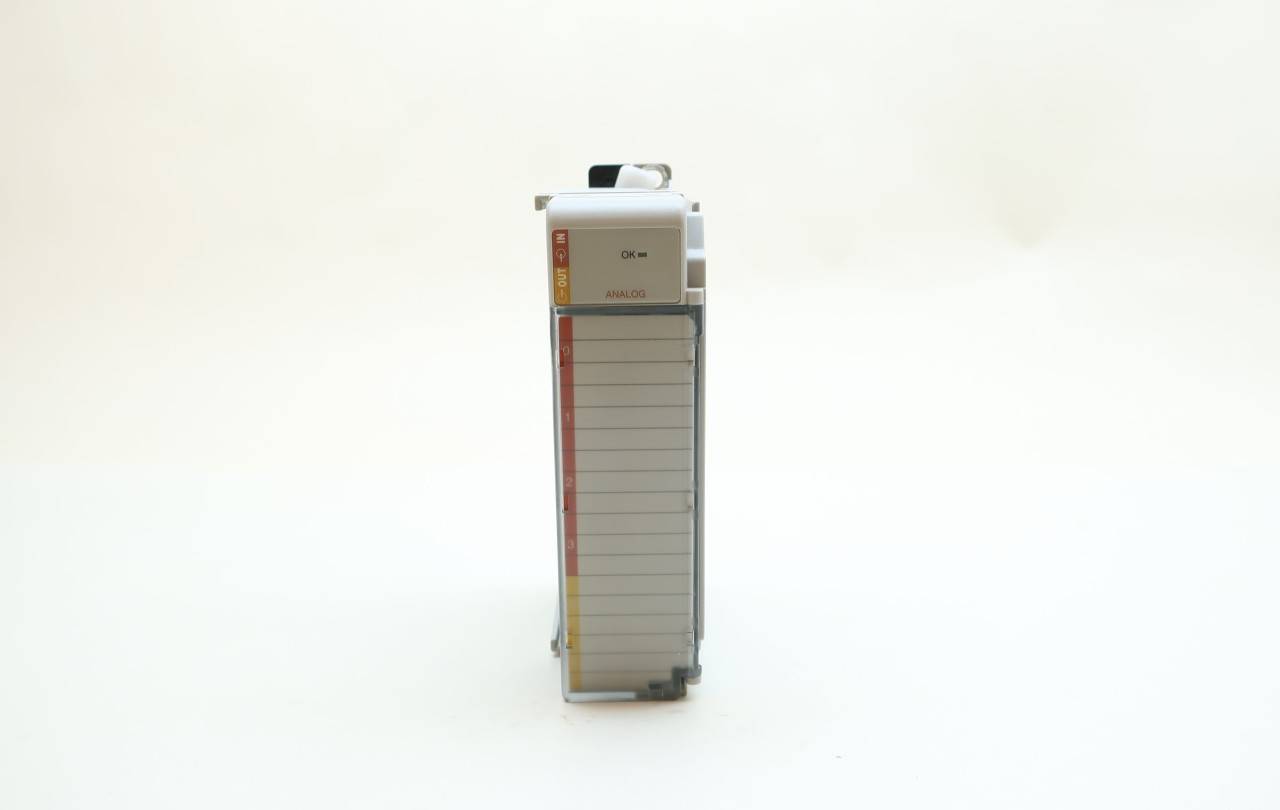 Allen Bradley 1769-IF4XOF2 Compact Analog I/o Module Ser A