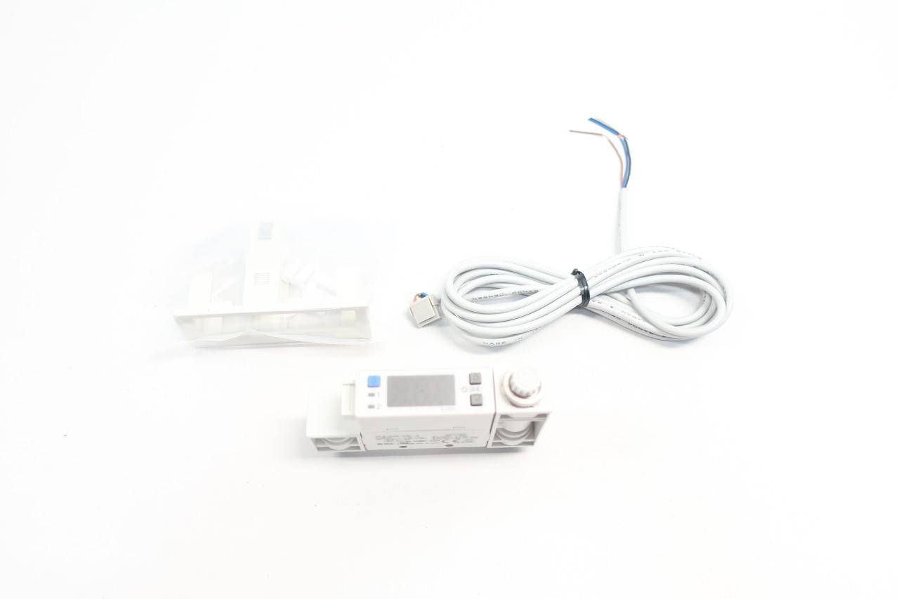 Smc PFM750S-C6L-A-V Digital Flow Switch 24v-dc