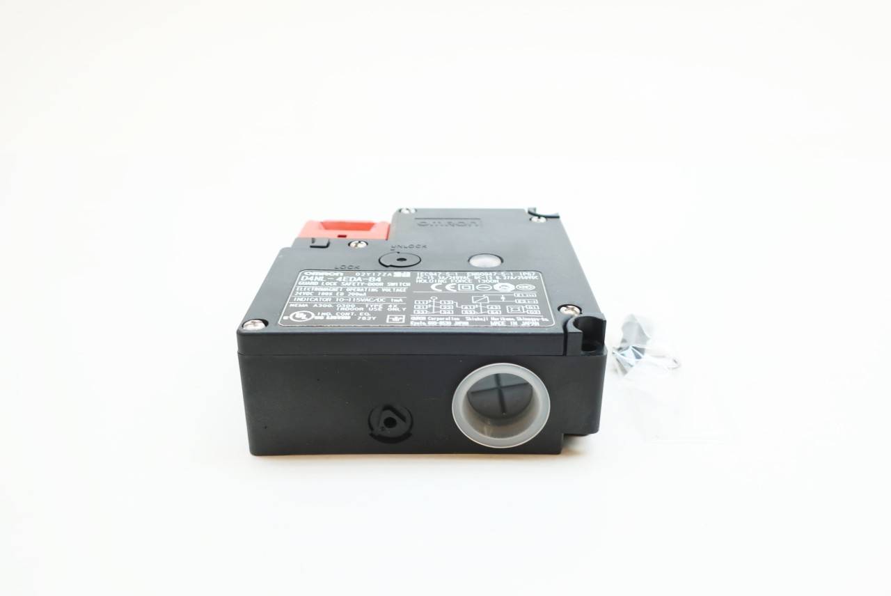Omron D4NL-4EDA-B4 Guard Lock Safety Door Switch 240v-ac
