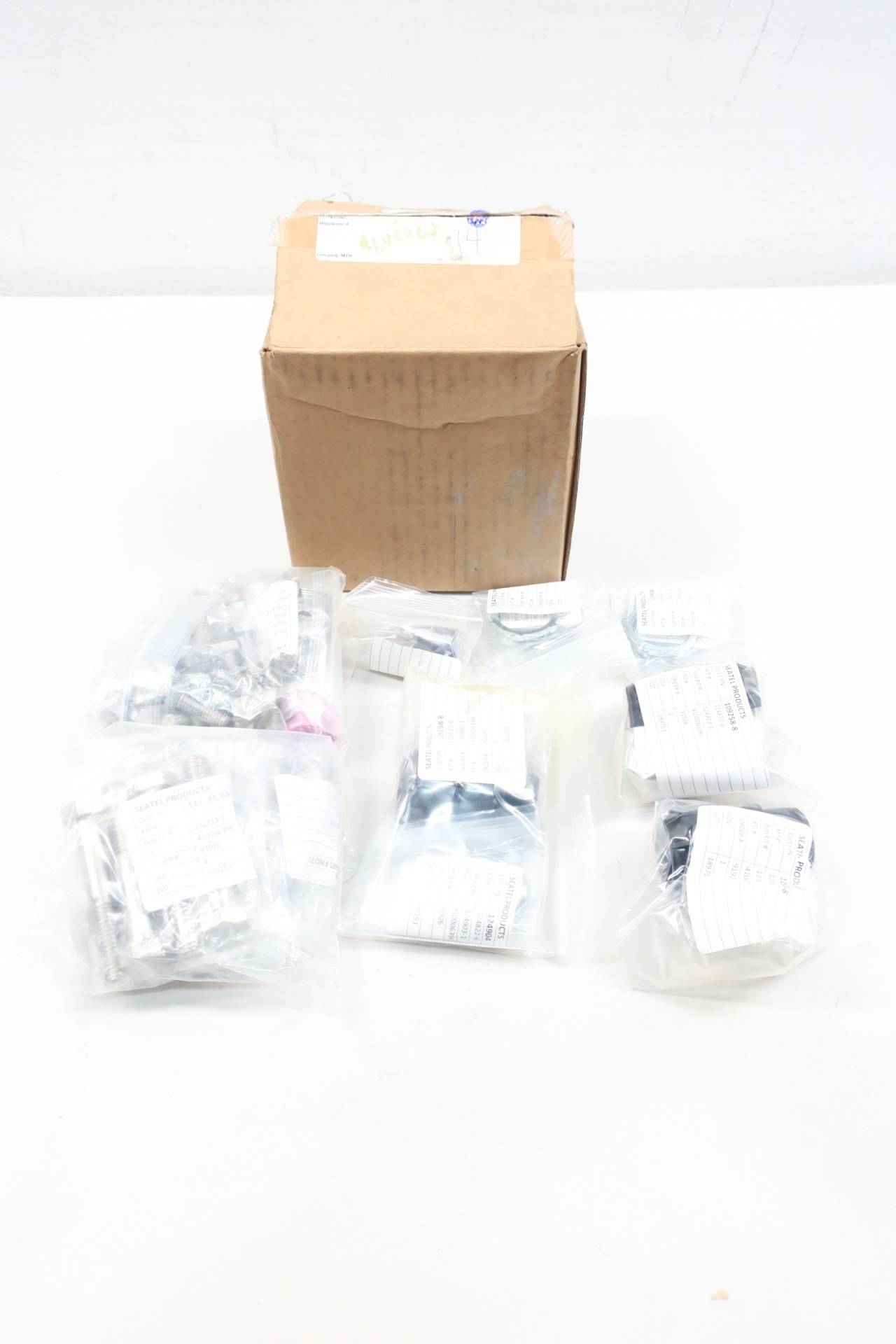 Cobham 124822-6 Base Frame Assembly Hardware Kit